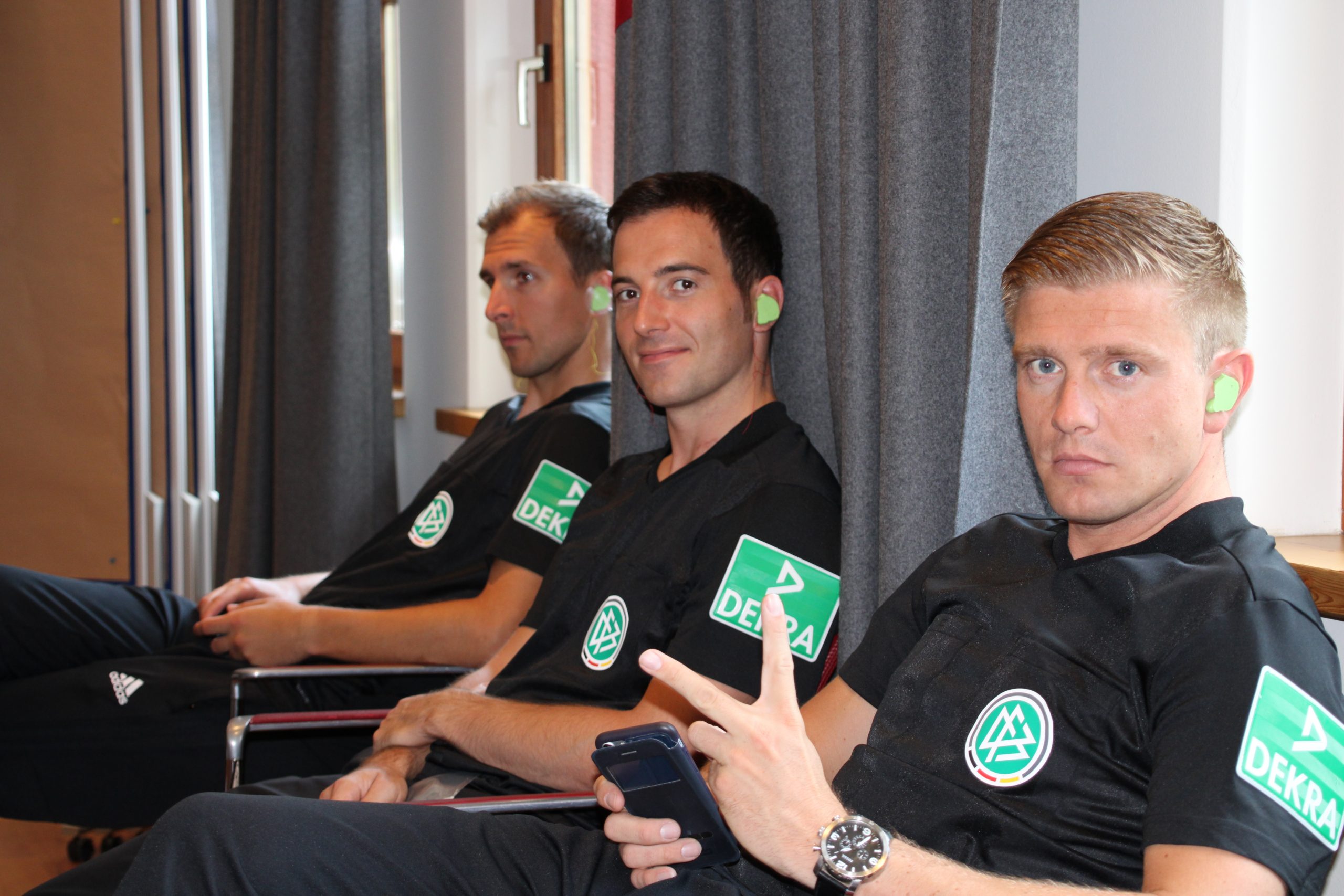 Schiedsrichter_Trio – Hearsafe Technologies